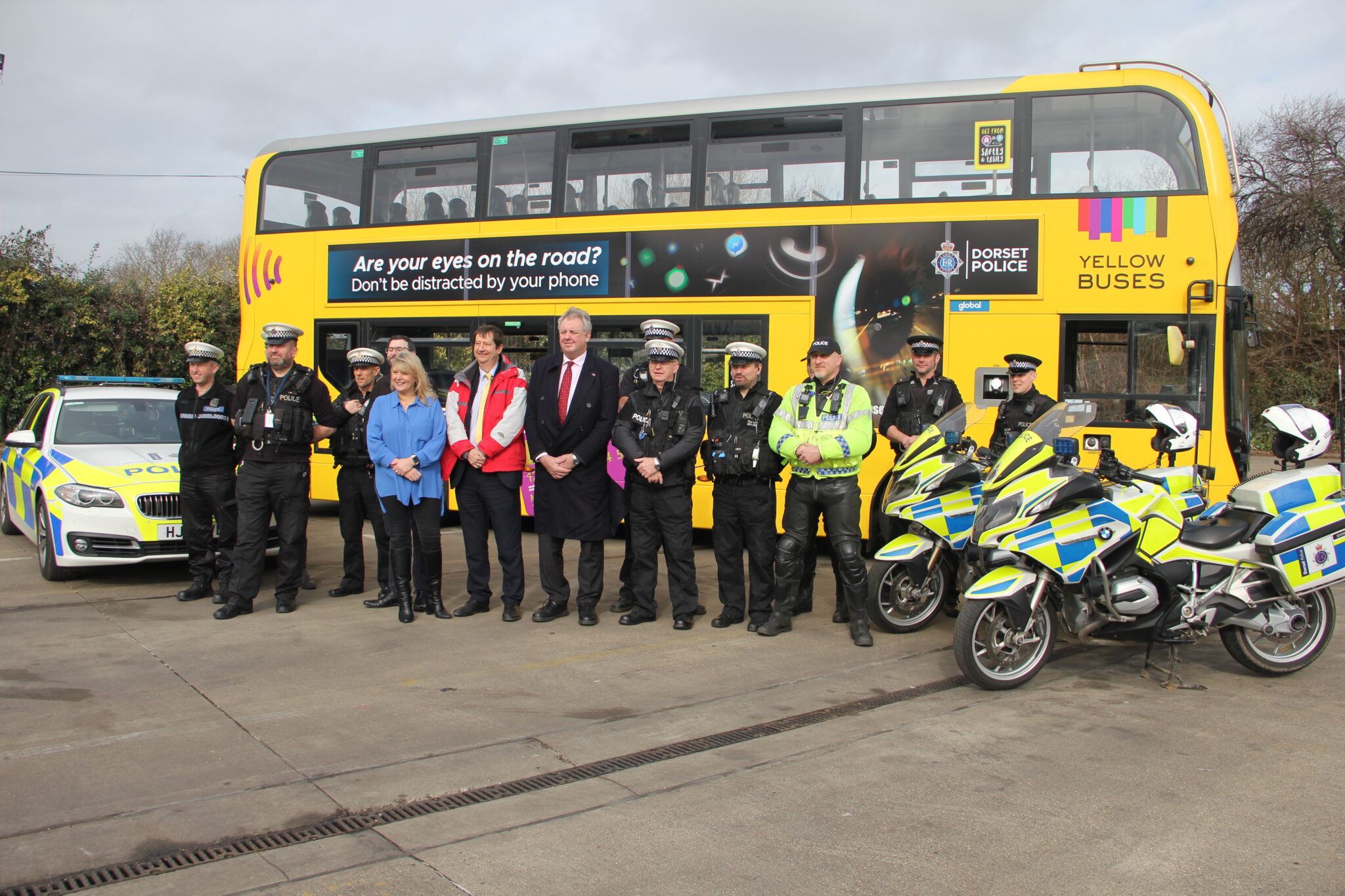 Yellow Buses partners with Dorset Police for “Operation Decker” - ALBUM
